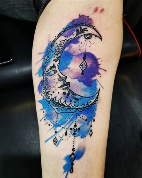 Cool Crescent Moon Tattoo Ideas And Their Meaning