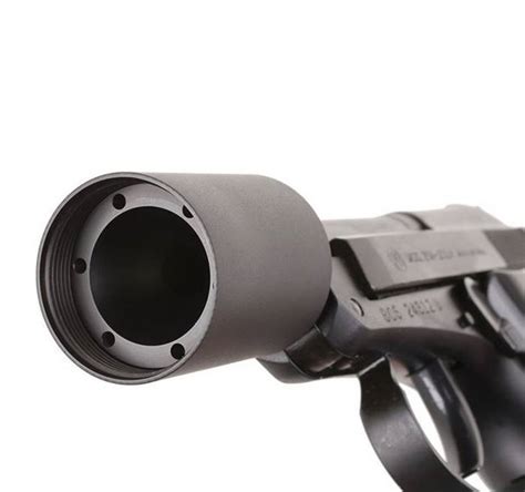 Tornado Technologies Oxy22: микро-глушитель для пистолета Beretta 21A