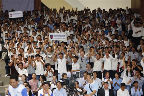 ឯកឧត្តម ខៀវ កាញារីទ្ធ និងឯកអគ្គរាជទូតជប៉ុន អញ្ជើញជាអធិបតី ការប្រកួតប្រជែងរ៉ូបូតកម្ពុជាលើកទី៦