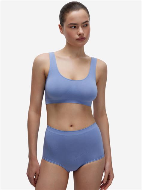 Топ на широких бретелях Belle You джинсово голубой цвет — купить за 1019 руб со скидкой 40