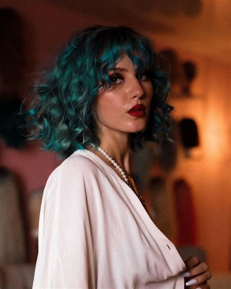 Stella Cini On Instagram “this Hair Is The Pinnacle Of Self Confidence 💯”