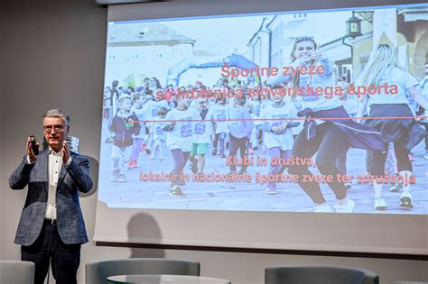 Bobinac Novi Predsednik Oks V Io Dva Kranjčana Športna Zveza Kranj