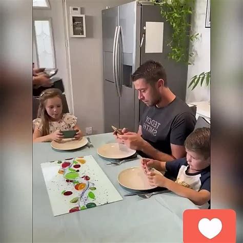 [Видео] «Грядка в 2024 г Смешно Смех Видео