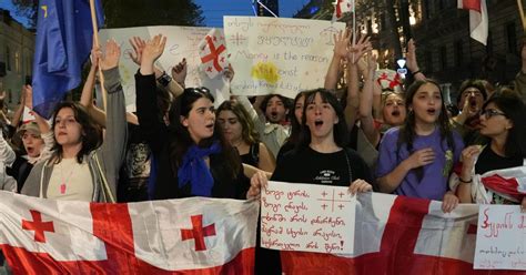 რექტორთა ნაწილი რეჟიმის მხარდამჭერ განცხადებას ამზადებს ტაბულა