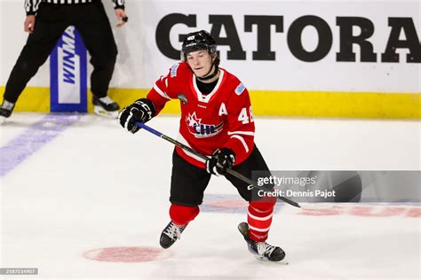 Defenceman Matthew Schaefer Of Team Chl Skates Against Team Usa News Photo Getty Images