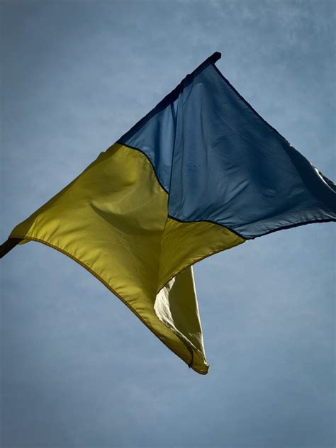 Вітаємо з Днем Державного Прапора України Енергоресурс Інвест