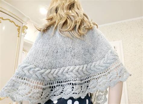 Шаль спицами простые узоры пошаговые схемы для начинающих и описание вязания необычной