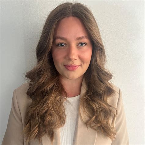 Nike Anneliese Hackmann Stipendiatin Recruiting And Active Sourcing Axa Konzern Ag Xing