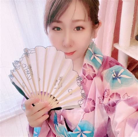 Chihaya 님의 웹캠 모델 프로필 Xhlivecam