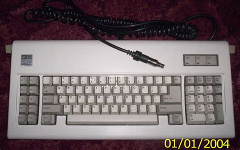 Ibm Model F A Great Old Keyboard With An Outdated Layout Low End Mac