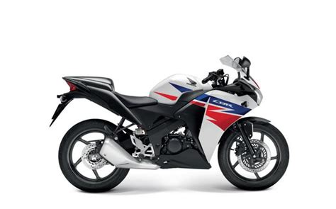 Honda CBR 125 vs 2025 YENİ Musatti M125R Motosiklet Karşılaştırması ...