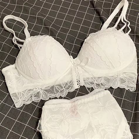 魅尚蕾丝纯欲白色抹胸式内衣女夏上薄下厚无钢圈增杯文胸内裤套装虎窝淘