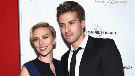Who Are Scarlett Johanssons 5 Siblings