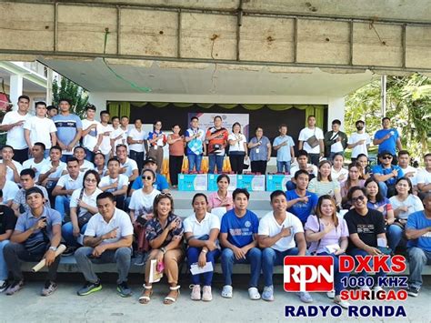 Surigao Kapin 130 Ka Scholar Sa Tesda Nagpakadawat Nan Starter Tool Kit Gikan Sa Special