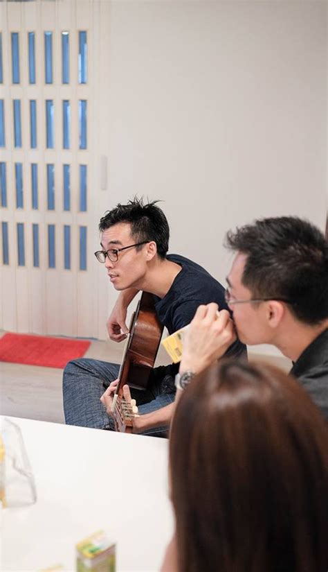 About Dr Chua Cheng Yu