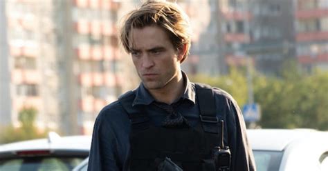 ‘배트맨 로버트 패틴슨 코로나19 확진… 영화 제작 중단 민중의소리