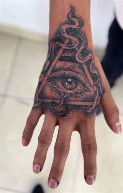 Pin By Angel Balboa On Tatuajes En La Mano Para Hombres Hand And