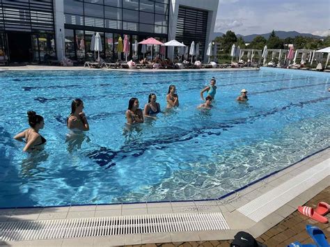 Марица с кондиционна тренировка в плувния комплекс Terme Di Hissar Vc Maritza Plovdiv