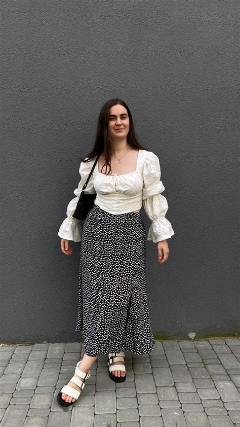 Викрійки білизни та корсетів курси пошиття корсетів ️ Спідниця Меліса з розрізом з правого