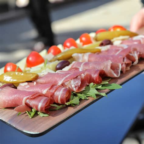 Riječi Su Suvišne 🔝 Photo Magazinska Klet By Cyrano Facebook