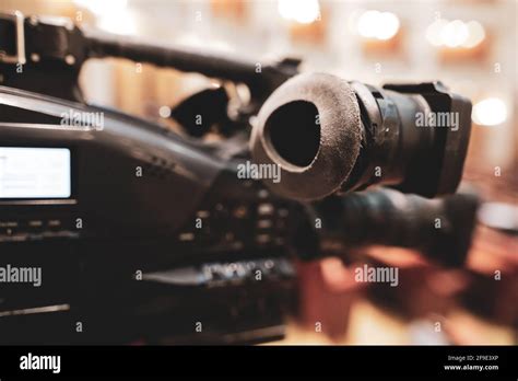 Shallow Depth Of Field Selective Focus Image With A Cinema Camera Eyepiece Stock Photo Alamy