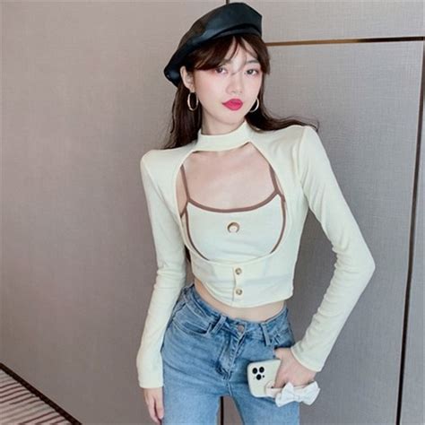 DFMEI 이른 봄 새 스타일 작은 셔츠 유행 컬러 높은 칼라 긴 소매 티셔츠 슬림 작은 멜빵 두 조각 소송 여성 의류 가격 변동 추적 그