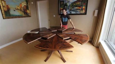 Expandable Dining Table