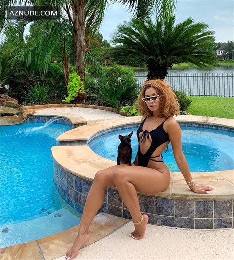 Jilly Anais Nude And Sexy Photo Collection Aznude