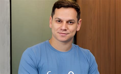 ex aws entra como ceo e acionista da forceone baguete