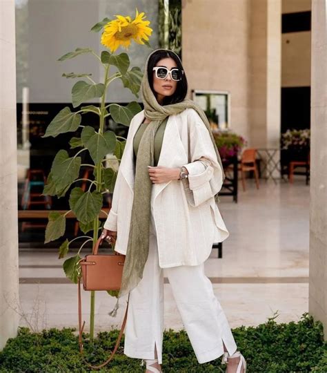 مانتو تابستانی ۱۴۰۲ برای خاص پسندان مجله اینترنتی شادمگ