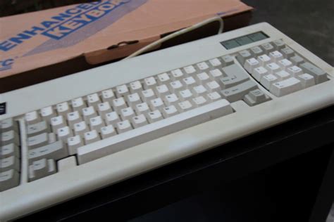 ~ Retro ~ 1984 Ibm Compatible Keyboard Super Pc Model F At Alysk