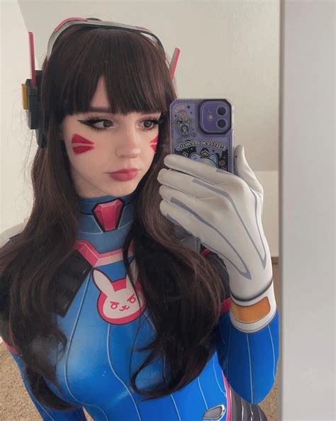 D Va Cosplay R Cosplaygirls