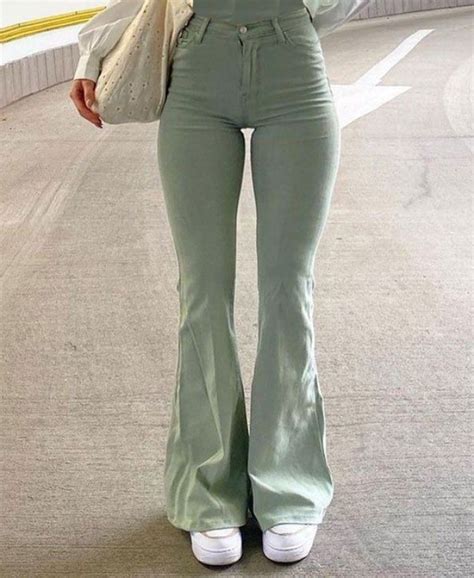 ۳۰ مدل شلوار بوت کات دخترانه جدید ۱۴۰۲ ️ در طرح های چاک دار و لی ماگرتا