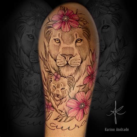 Tatuagem Leoa E Filhote Mãe E Filha Por Karine Andrade Tatuagem Para Filho Tatuagem Tatuagem