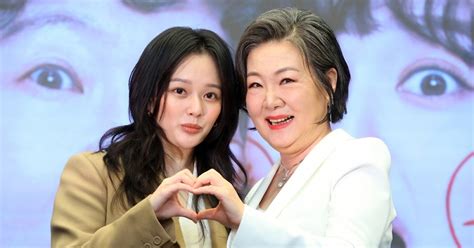 수상한 그녀 김해숙 내 젊은 시절 연기하는 정지소 너무 예뻐 대리만족