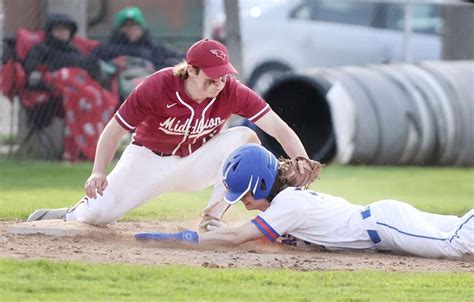 High School Baseball Jake Schaffner Janesville Craig Rally Past