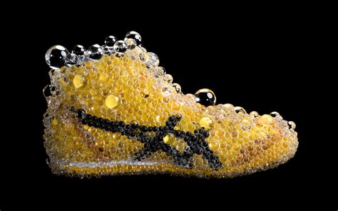 Onitsuka Tiger 艺廊 Tiger Gallery™ 在伦敦举办 「 Flare 」联合展覧会，由日本三位艺术家展示 27 件