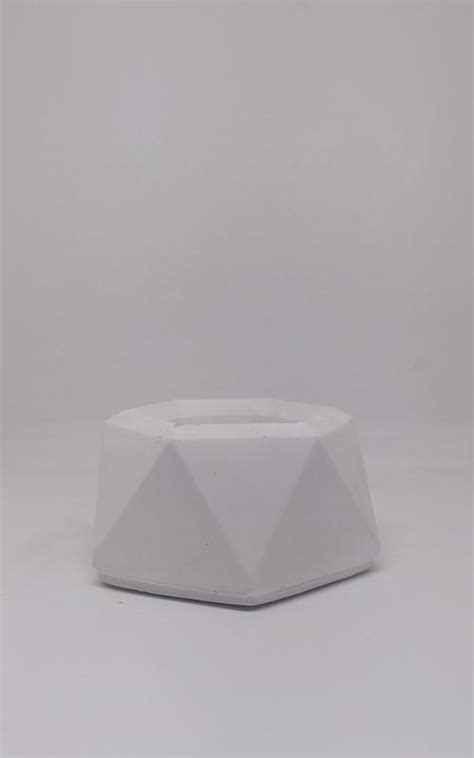 Кашпо піраміда — ціна 12 грн у каталозі Кашпо Купити товари для дому та