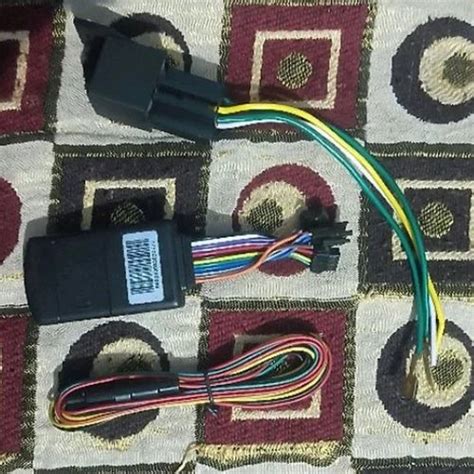 10 M Screen Size 25 Inch Car Gps Tracking Device For Truck At ₹ 2000piece In New Delhi