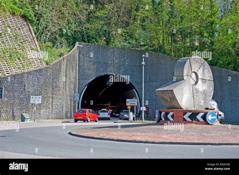 The Cuilfail Tunnel Lewes East Sussex Uk The Sculpture In The