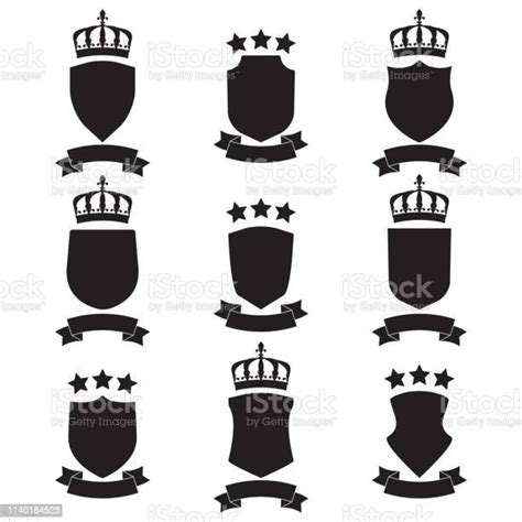 방패와 세련 된 리본 세트 흰색 배경에 고립 리본 왕관과 별 다른 검은 방패 모양의 컬렉션입니다 전 령 왕실 디자인입니다 벡터 일러스트입니다 경호에 대한 스톡 벡터 아트 및