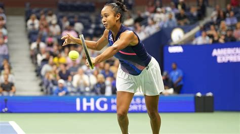 Photos Leylah Fernandez Vs Aryna Sabalenka 2021 Us Open Semifinals