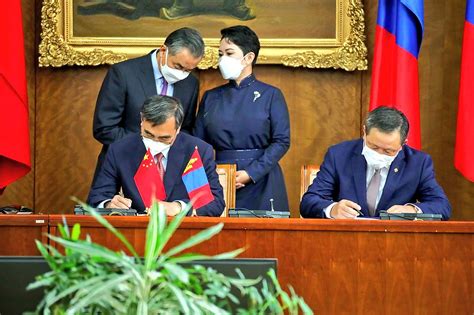 “thediplomat” Эрдэнэбүрэнгийн усан цахилгаан станц Монголын хамгийн том намгархаг бүсийг