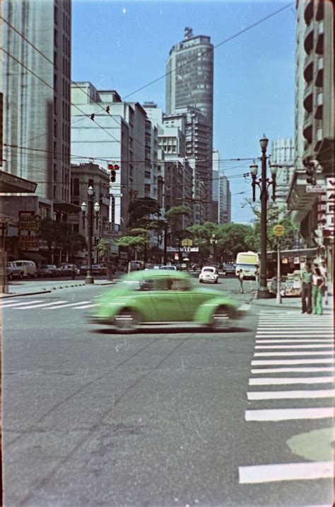 33 Fascinating Photos That Show Street Scenes Of São Paulo Brazil In The Early 1970s Vintage