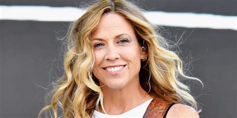 Sheryl Crow Has Toned Af Legs In Booty Shorts In These Iconic Ig Pics