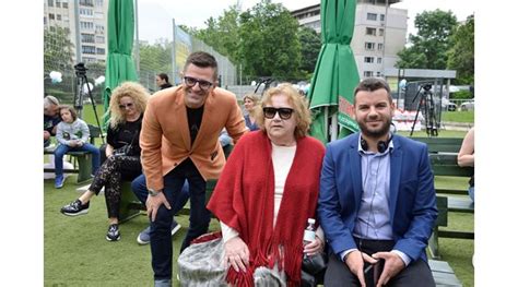 Защо да не даваме по 20 000 лева за родено дете след като