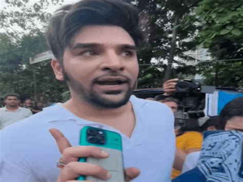 Shefali Jariwala Funeral Vs Paparazzi Rashami Desai Paras Chhabra शेफाली जरीवाला के अंतिम