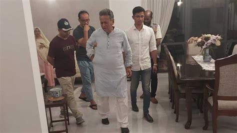 Dhaka Court Grants Bail To Bnps Amir Khosru In One Case Rejects It In Another