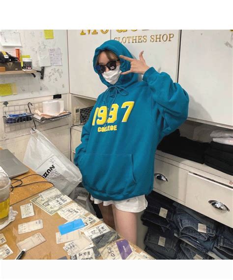 남여공용 캐주얼 커플룩 오버핏 레터링 1997 후드티 에이블리