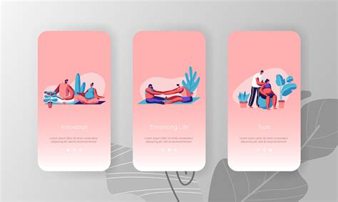 체육관에서 운동 하는 아기를 기다리는 행복 한 커플 모바일 앱 페이지 온보드 화면 세트 임산부 피트 니스 스포츠 활동 요가 웹사이트 또는 웹 페이지에 대 한 핏볼 개념 만화